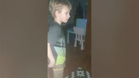 за нами бежит голая капибара которая напилась коньяка Youtube