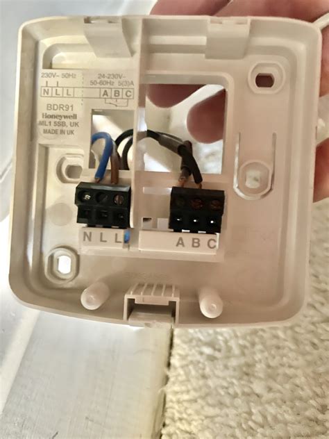 Hive Dual Controller Hot Water Permanently On DIYnot Forums