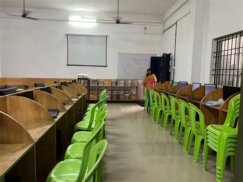 Computer Lab Cochin Arts And Science College
