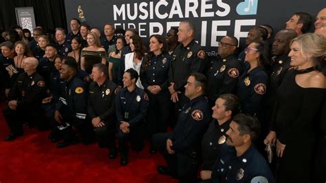 The Weeknd Ends Yearslong Grammys Boycott With Surprise Performance
