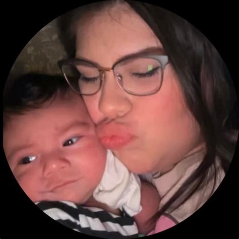 Alondra Davis Peachyprincesa • Threads Say More