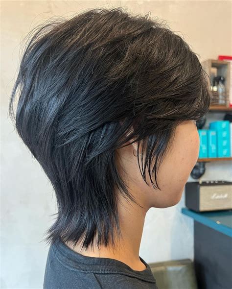 Short Shaggy Cut Glosty