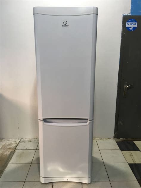 Б/у Холодильник Indesit B18NF.025