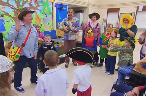 9 Reasons Why Cbeebies Mr Tumble Is A Total Sex God And Were Not