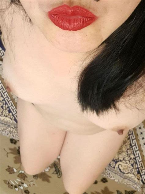 تپلی حشری که هنوز ممه هاش خوب بزرگ نشده