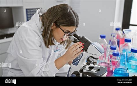 Observation Under Microscope Hi Res Stock Photography And Images Alamy