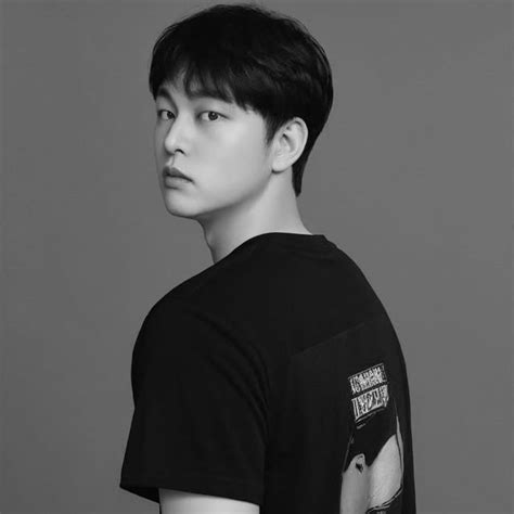 철민 Bbobbi • Threads Say More