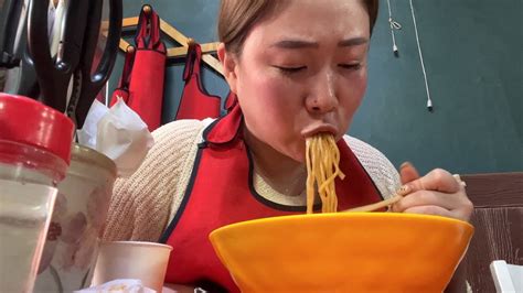 먹방브이로그 지인들과 맛있는거 먹으면서 행복한 시간보내기 시끄러움주의 맛나반점 추어탕 계양칼국수 해장 집밥 Youtube