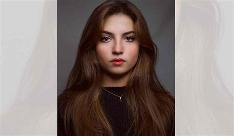 ‘pawri Ho Rahi Hai Girl Sings ‘chupke Se Song Viral Video Wins