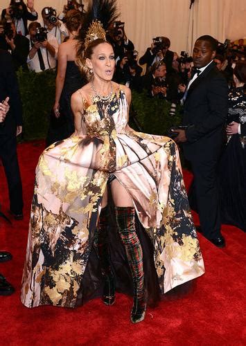 Peek A Booty Update The Greatest Celebrity Wardrobe Malfunctions Of