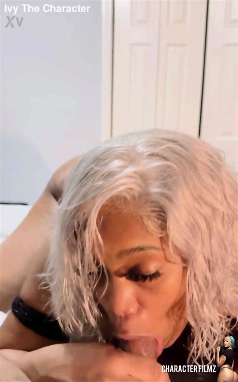 Ivy Getting Good Head Job