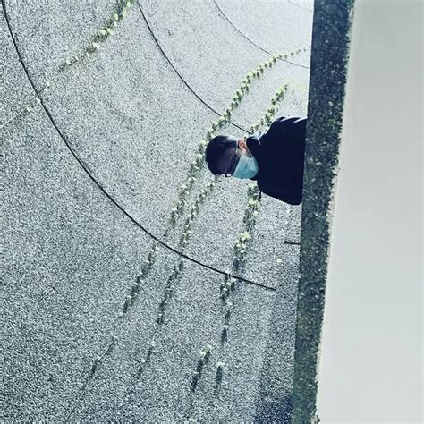 下手為強下手維翔 Wei Sean Li Threads Say More