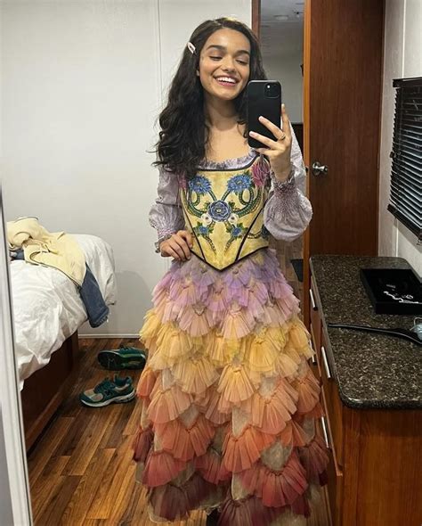 Lucy Gray 🕊🌺🎤 Game Dresses Dress Design Sketches Pretty Prom Dresses