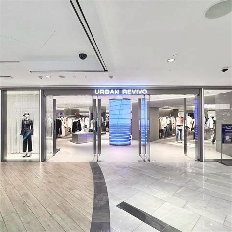 Chinas Famous Fashion Brand Urban Revivo First Store Spotted In