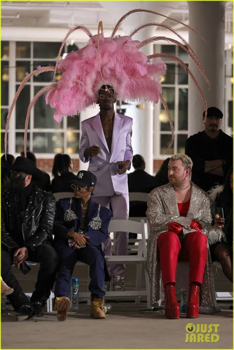 Lil Nas X Wears Giant Pink Feathered Headpiece To Christian Cowan