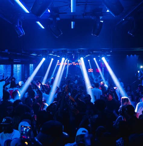 Toronto Clubs Club Lux Toronto