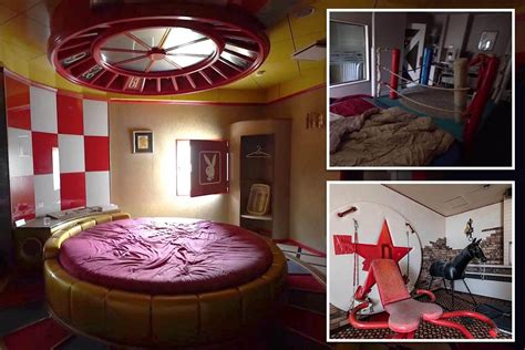 Abandoned Japanese Sex Hotel Urban Explorer And Features Boxing Ring