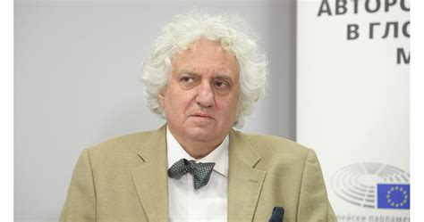 Гого Лозанов пече 2 агнета за Гергьовден