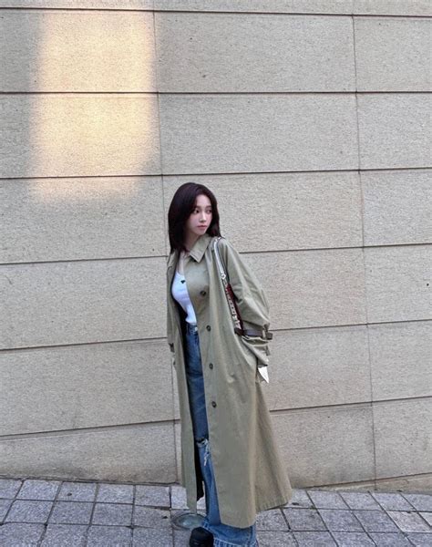 중단발로 완성한 카리나의 가을 무드 헤어스타일링 네이버 포스트