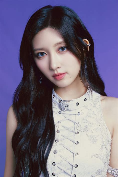 Pin By ˚🎀⭐️🍧⋆｡˚🍬🌸 On K Girls ꨄ ⊹ ° ꕤ Kpop Girls South Korean Girls