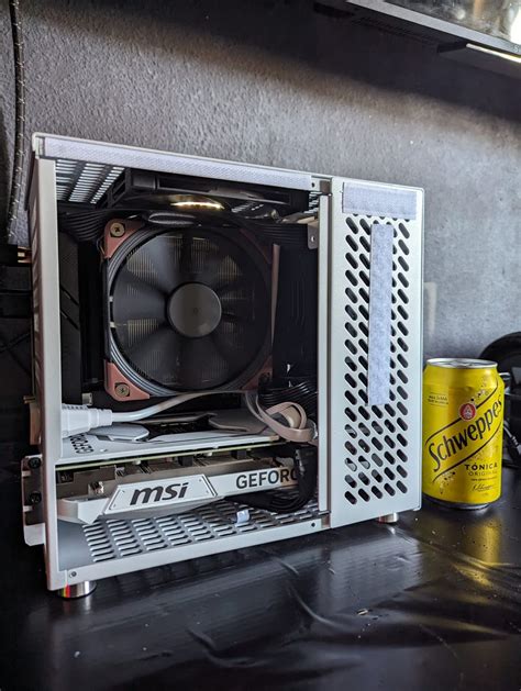 Small Form Factor PC