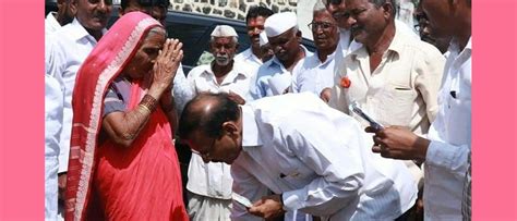 प्रभाकर देशमुखांना आजीबाईने खर्चासाठी दिले नऊशे रुपये Sarkarnama
