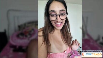 Free Live Cam To Cam Chat From Your Screen To Real Talk Her Is Ready To Chat Now