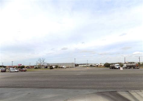 2995 Main Eagle Pass Tx 78852 Mr Bs Loopnet