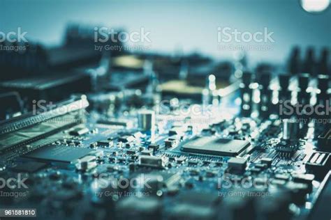 전자 컴퓨터 하드웨어 마더보드 Pc 기술 개념 회로 보드 디자인 산업 및 기술 배경 회로판에 대한 스톡 사진 및 기타 이미지 회로판 클로즈업 도마 요리 도구 Istock