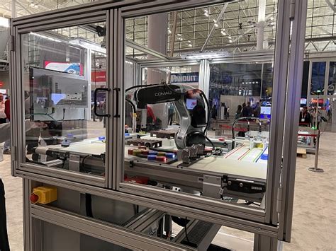 Comau Showcases Advanced Material Handling And Integrated Robotics Solutions At The Annual