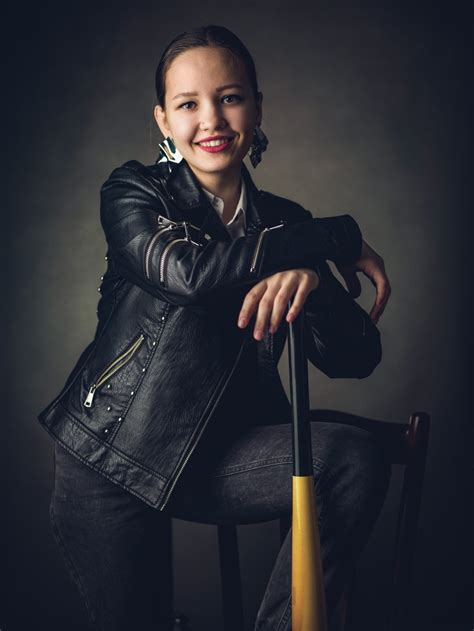 1371196 Lisa Nikolay Bobrovsky Pose Hands Glance Redhead Girl Rare Gallery Hd Wallpapers