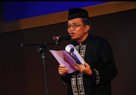 Biografi Taufiq Ismail Sudut Kerlip Blog Puisi Dan Inspirasi
