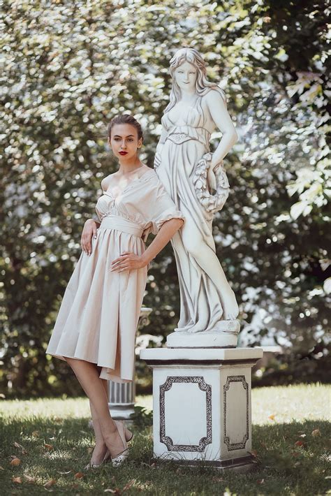 Cassandra V Quest Artists And Models