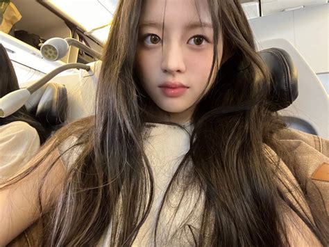 Illits Minju Draws Attention For Her Eye Catching Beauty As A Rookie