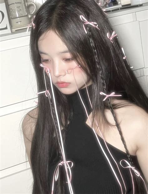 Xiaohongshu Girl Aesthetic Hair Bow Fashion Pink Cute Ribbon Hairstyle Long Hair Styles