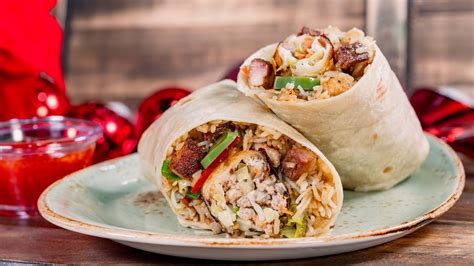 Seasonal Treats And Festive Flavors Return For The Holidays At Disneyland