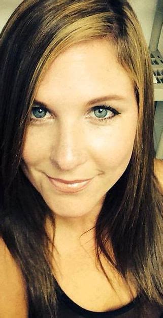 About Daniellegriffthwigs