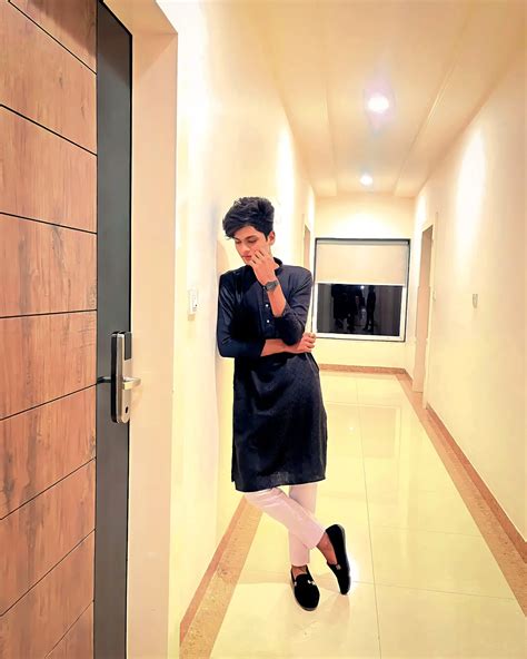 Aadarsh Gupta Theadarshguptaa • Instagram Photos And Videos