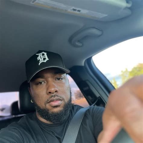 Booker Stoudmire B Stoud • Threads Say More