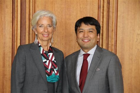 Даваагийн ЦОГТБААТАР On Twitter Монголчуудад үлгэр яриад явахдаа халтайсан юм явдаг шигээ