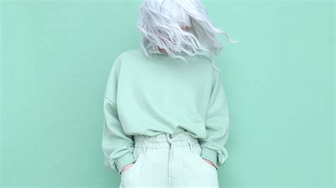 How To Pull Off The Monochrome Fashion Trend