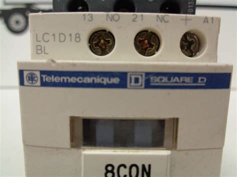 SCHNEIDER ELECTRIC LC1D18 BL 32 VOLT CONTACTOR RELAY - USED - FREE ...