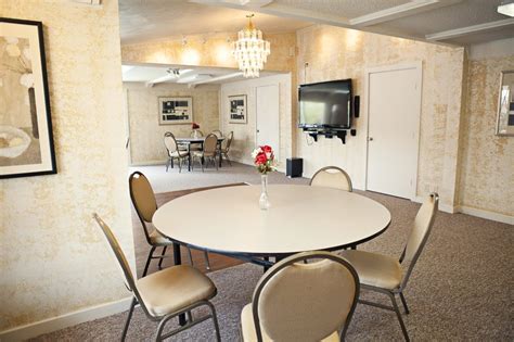 77 Inn And Grill 0 Reviews 889 Commercial Pkwy Dover Oh Hotels