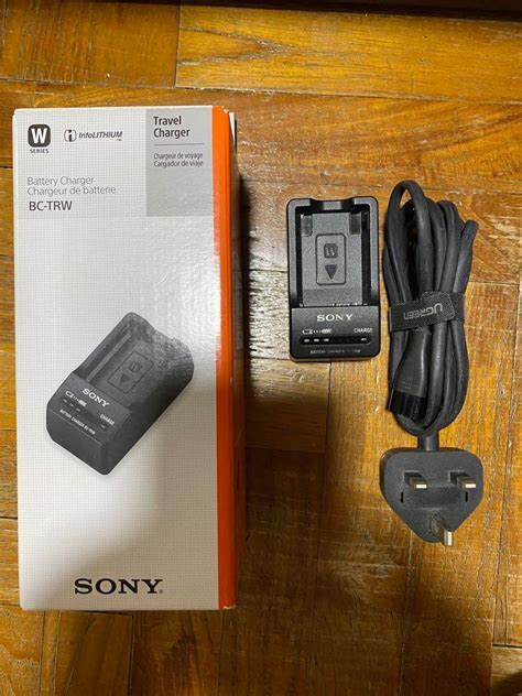 Sony BC-TRW Battery Charger, Photography, Photography Accessories ...