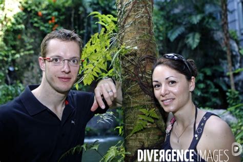 Sébastien Bourdais Avec Son épouse Claire En Malaisie Par Bernard Bakalian Photographie