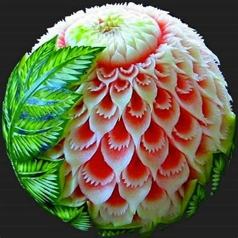 Pin Su КАРВИНГ ИЗ ОВОЩЕЙ И ФРУКТОВ Sculture Di Frutta Anguria