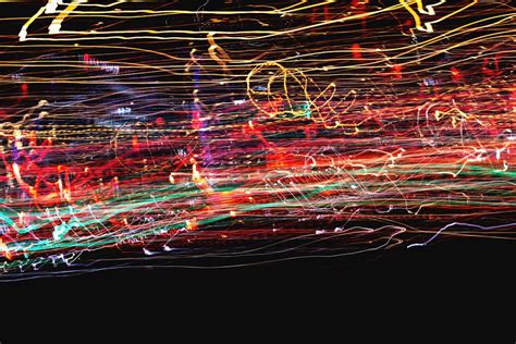 빨간색 파란색 및 노란색 표시등 사진 Unsplash의 무료 시카고 이미지