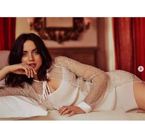 Ana De Armas Sexy And Hot Looks Fabbon