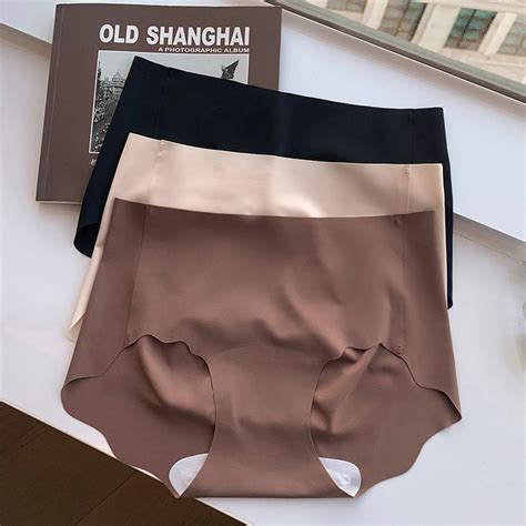 Pcs Set A Cool Invisible Seamless Underwear Women S Thin Anti Bacterial Silkworm Silk Crotch