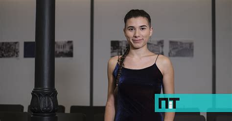 Sofia Miguel Castro A Jovem Que Quer Reflorestar O País Através Do Teatro Nit